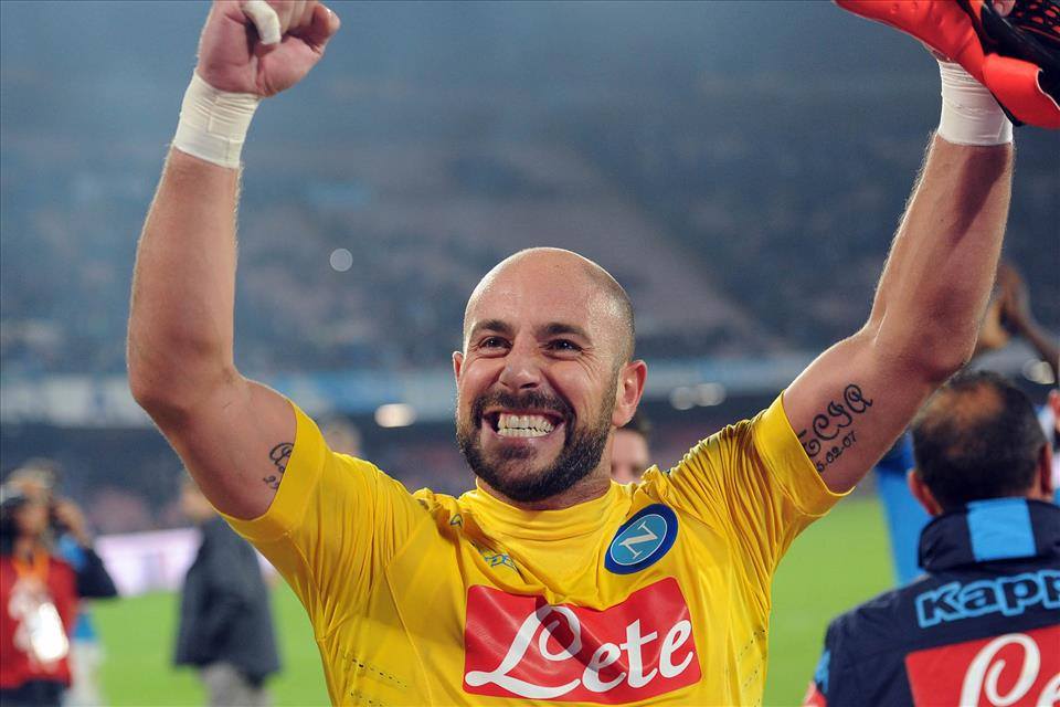 Chelsea potential signing valued at €6-10m and Maurizio Sarri right ...