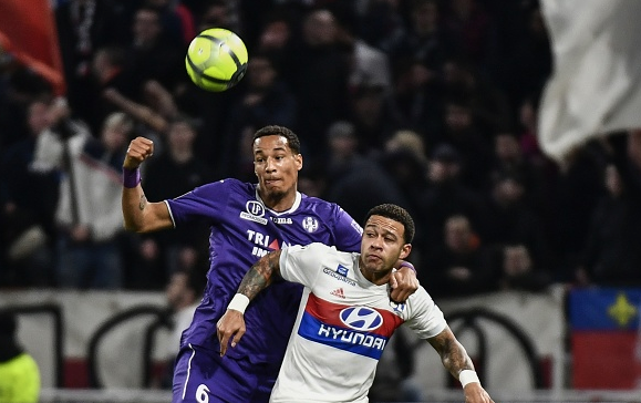 Celtic defender has 'caught the eye' of club - Like his 'imposing ...