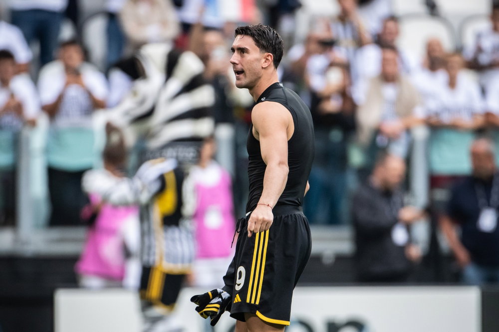 Swap deal seen as 'plausible' for Manchester United - Could solve ...