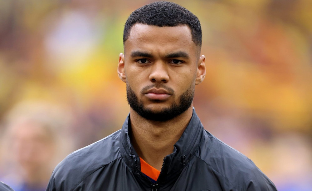 Liverpool player ‘close to renewing' - Transfer options rejected and ...