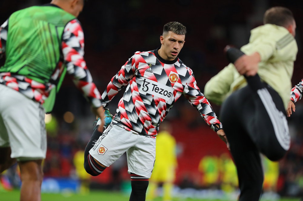 Manchester United defender reveals darkest thoughts during recovery ...