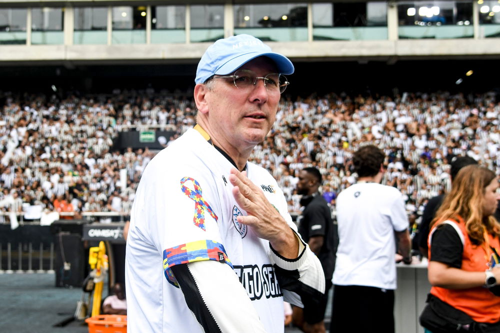 John Textor Wolves bid raises questions – Financial chaos exposed