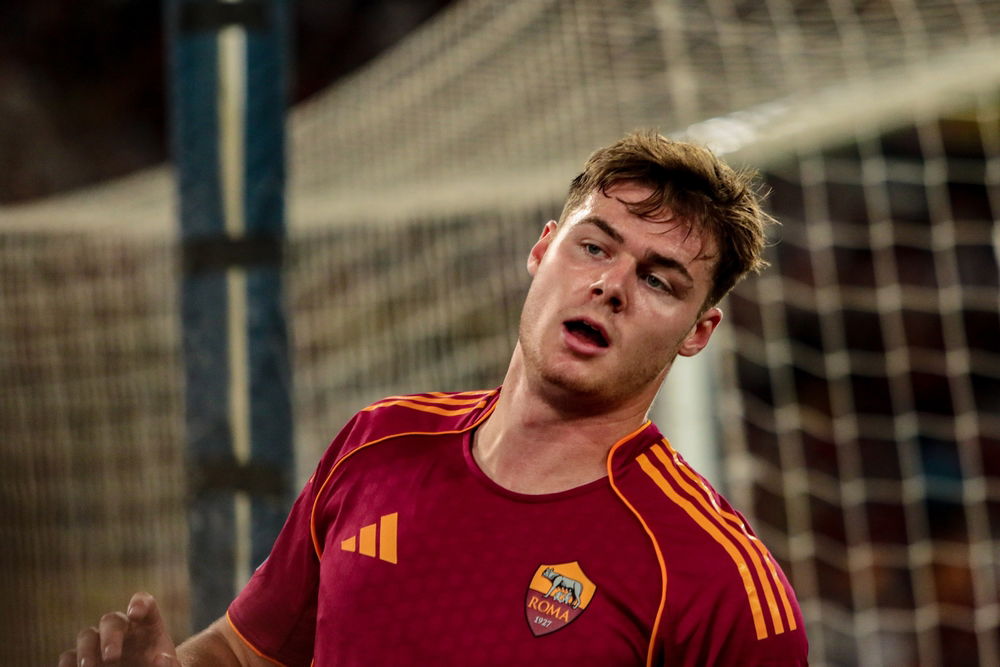 Arrival from Brighton makes ‘no impact’ - Manager now awaiting answers ...