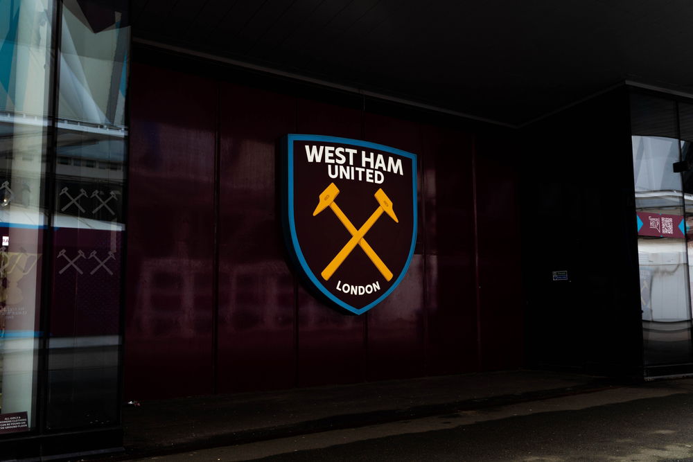 25-year-old set to fly out and seal shock West Ham exit - Sport Witness