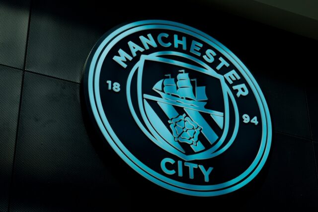Manchester City officials travelling today - Multiple players on agenda ...