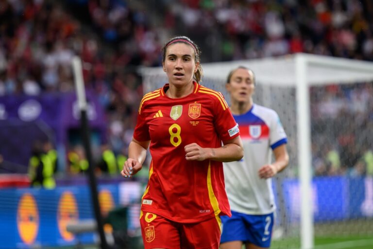 Arsenal's Mariona Caldentey speaks to Spanish media - Transfer future ...