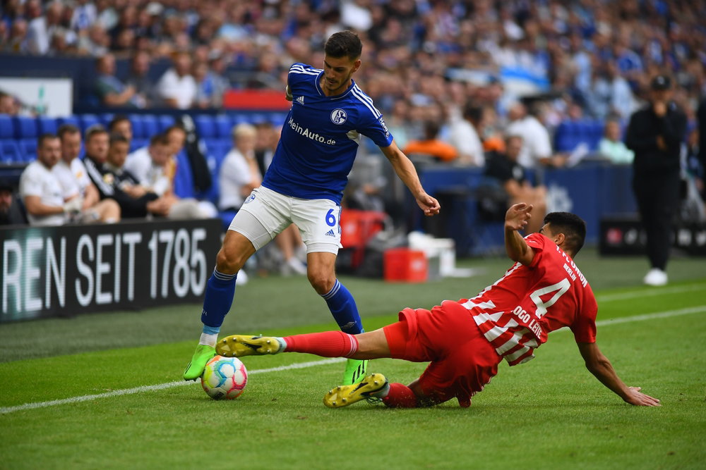 Diogo Leite: Everton in mix to sign 27-year-old free agent in ...